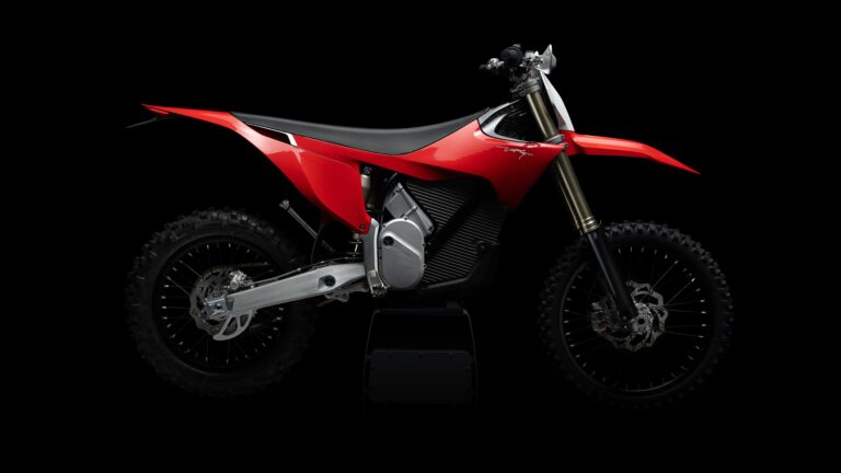 Stark VARG EX STANDARD 60HP ROAD LEGAL - Surron Off Road USA